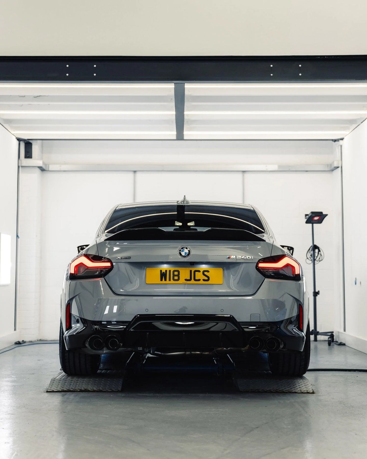 TRE - BMW 2 Series & M240i G42 Pre-preg Carbon Fibre Performance Rear ...